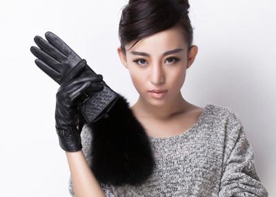 Cina Guanti di cuoio del nero caldo delle donne di inverno per il rivestimento del mucchio di Microsofe dei telefoni di touch screen in vendita