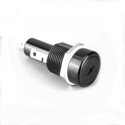 Китай H3-18 600V 30A 40A 2 Терминальная панель Монтаж 10 x 38mm Завод для предохранителя предохранителя для цилиндра продается
