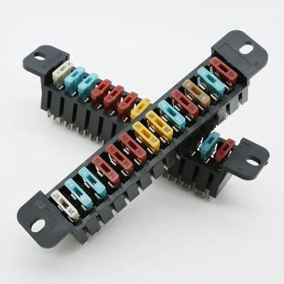 중국 VAZ 2106 41.3722 32V DC 자동차 오토 표준 블레이드 퓨즈 박스 홀더 블록 자동차 13P 13 웨이 위치 판매용