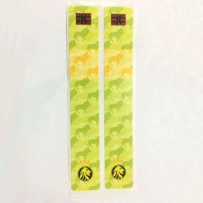 China Etiquetas engomadas de Fluorescent Double Layer de la impresora de la etiqueta de la seguridad del vino de la seguridad en venta