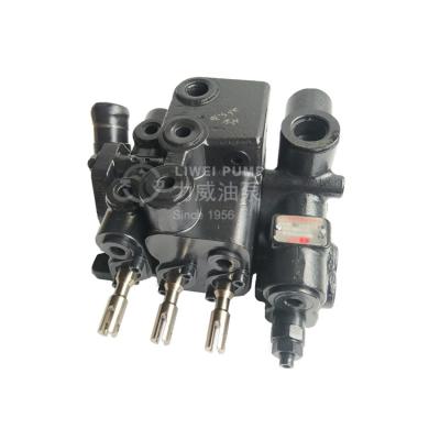 中国 T3Z/C3 22N57-30231のためのフォークリフトの予備品の油圧制御弁3Spools 販売のため