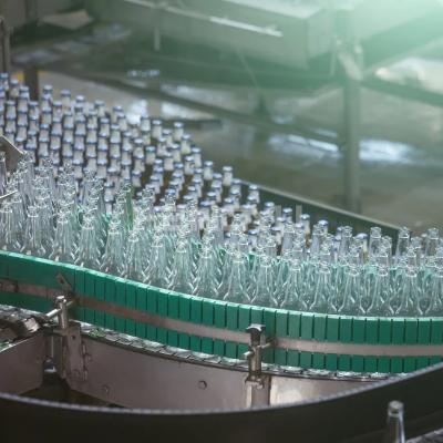 China 3-in-1 Automatic Glass Bottle Easy to Operate Cap Soft Carbonated Drinks Juice Beverage Filling Capper Capping Machine for sale