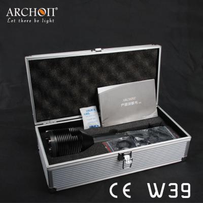 Cina IP68 torcia elettrica di immersione subacquea del Cree XM-L T6 LED 3000 lumi con il riflettore di alluminio lucido in vendita