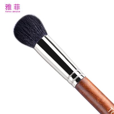 Chine F07 Brosses de maquillage pour poils d'animaux denses et moelleux noirs avec ferrule de cuivre à vendre