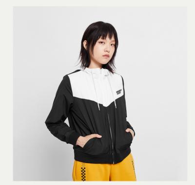 China De Ritssluiting van de contrastkleur op Lichtgewicht de Polyesterjasje van Vrouwen Te koop