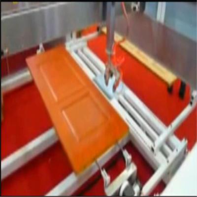 Cina Sei macchine di rivestimento automatiche dello spruzzo di asse 5KW che ricambiano per la porta in vendita