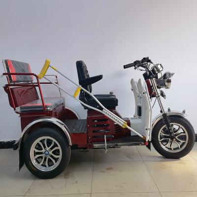 Chine Opération facile 2300*950*1600mm 50 de km/h de moteur alimenté au gaz maximum du tricycle 125CC à vendre