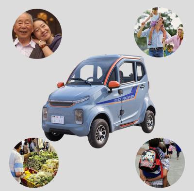 중국 4000W 모터로 전기 도시 자동차를 운전하는 폐쇄 100km 판매용