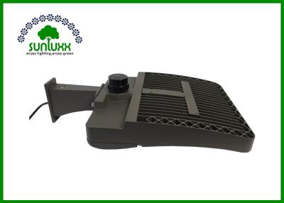 Cina 39000 lumi di luce di 300W LED Shoebox, dispositivi bronzei di Palo della via di rivestimento LED in vendita
