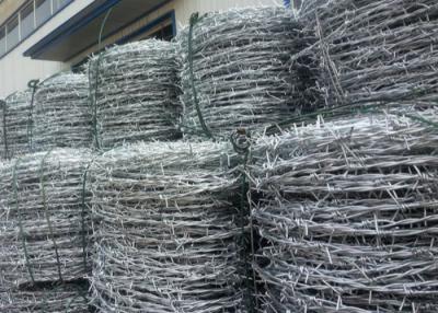 Galvanized Barbed Wire Farm Fencing Single Twist And Three Twist Weaving 7.5cm