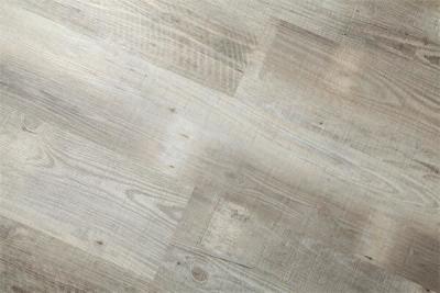 Cina 5.5mm Spc piastrellano il vinile resistente al fuoco che pavimenta 1220x183MM 1530X230MM in vendita