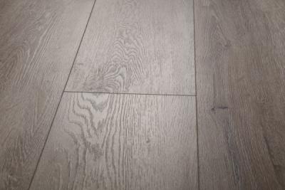 Cina Il PVC Spc puro che pavimenta l'anti slittamento ha impresso 4mm 6mm 5mm in vendita