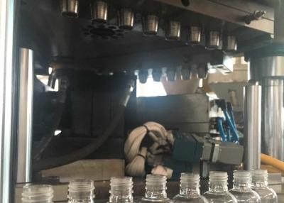 Cina Macchina automatica piena di plastica TRITAN 8 CAV dello stampaggio mediante soffiatura 100ML in vendita