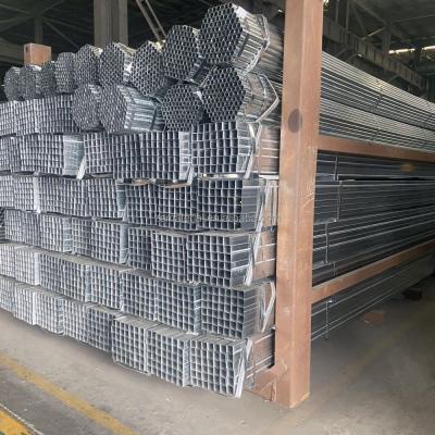 Chine Ms Tubes en acier galvanisé carré en tubes rectangulaires creux en acier galvanisé avec protection de fin de capuchon EN standard et en plastique à vendre