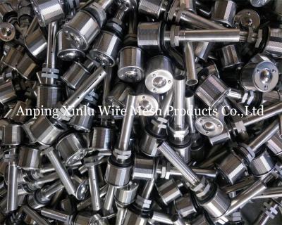 중국 2톤 긴 목 SS316L 존슨 와이어 래핑된 스크린 노즐(NPT 나사산 포함) 판매용