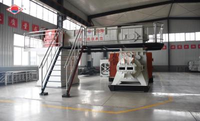 Cina mosca Ash Brick Making Machine di 40000pcs/H 650mm in vendita