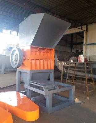 중국 HDPE 파이프 세척 라인 애완 동물 병 재활용 기계 분쇄 세척 건조 공장 판매용