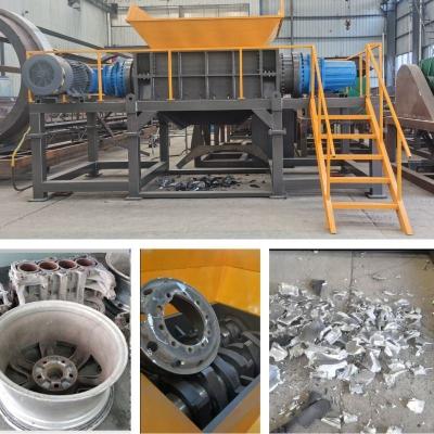 Chine Déchiqueteuse à double arbre de déchets métalliques pour petites voitures Parties moteur Efficacité de concassage à vendre
