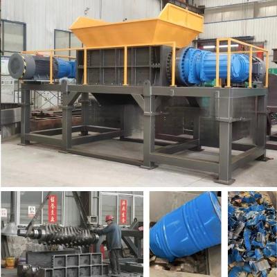 Chine Déchiqueteuse à double arbre de déchets métalliques pour petites voitures Parties moteur Efficacité de concassage à vendre