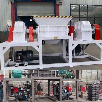 Chine Facile à utiliser fournisseur de déchiqueteuse automatique pour le recyclage du fer et de l'aluminium à vendre