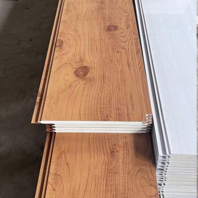 Cina Tavola in metallo scolpita rettangolare con finitura impeccabilmente lucidata e ignifugabile in vendita