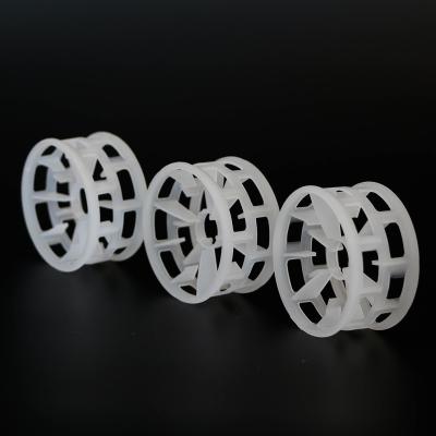 Cina Dimensione 25MM 50MM 76MM PP Imballaggio casuale Anello Beta in plastica / Imballaggio Torre in plastica in vendita