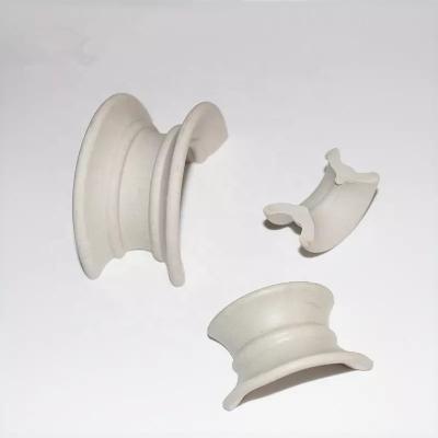 Cina Super Ceramica Novalox Saddle (Intalox Saddle) Torre imballaggio con buon prezzo Torre casuale imballaggio Ceramica industriale in vendita