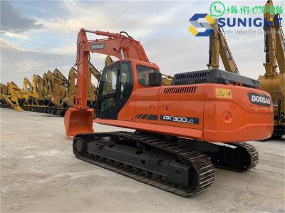 중국 30톤 사용 된 발굴기 원본 한국 Doosan DX300LC 중고용 크롤러 수압 발굴기 판매용