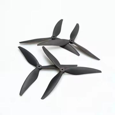 China 7 Inch 7040 T40 Three-Blades Plastic Fiber Propeller 2 Pairs Long Range FPV Drone Accessories for RC Drones for sale