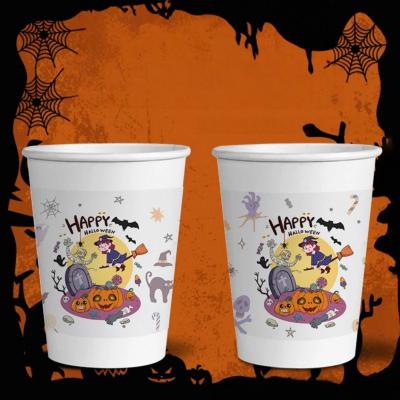 Cina Bicchieri di carta usa e getta di Halloween con stampa personalizzata, coperchi e cannucce – Per bevande calde/fredde e feste in vendita