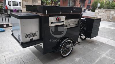 중국 거리의 핫도그 음식 카트 1-2명과 입에 물을 주는 햄버거를 위한 완벽한 판매용
