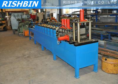 Cina Rotolo di formazione della struttura d'acciaio della capriata del perno di 14 stazioni C che forma macchina con la perforazione dei fori di servizio in vendita