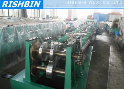 Cina 8 m./rotolo di formazione minimo del Purlin di velocità C che forma macchina con il diametro dell'asse da 76 millimetri in vendita