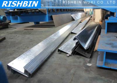 Cina 380v rotolamento d'acciaio del tetto di profilo del Purlin Z che forma macchina con il diametro dell'asse da 80 millimetri in vendita