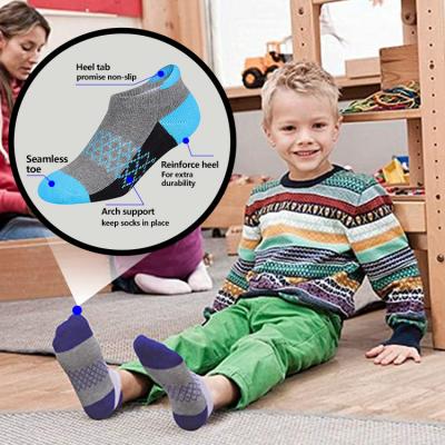 中国 80%のメリノの男の子の女の子のための耐候性がある屋外の熱乗組員のソックス 販売のため