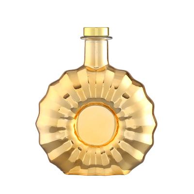 Cina Tipo di sigillatura personalizzato Elegante 750 ml Stereoscopico Grave bottiglia di vetro per matrimonio in vendita