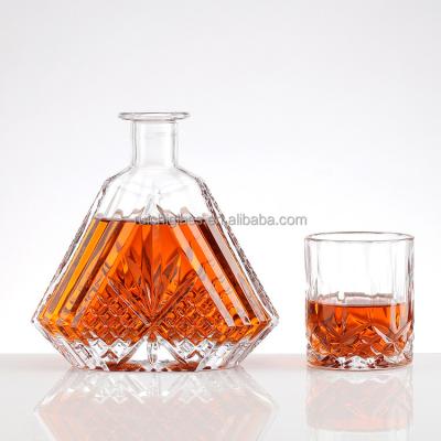 Cina Bottiglie di vetro a stampa calda di forma classica per liquori in stampa in rilievo in vendita