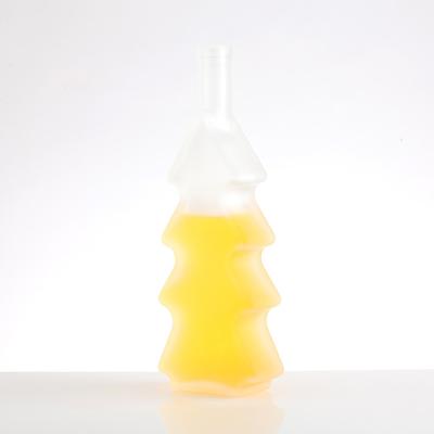 Cina Bottina di vetro a forma di albero di Natale con sughero per gli amanti del whisky in vendita