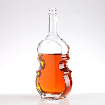 Cina Bottiglie di vetro personalizzate per brandy Tequila Gin Liquor 500ml 700ml 750ml Screw Cap Cork in vendita