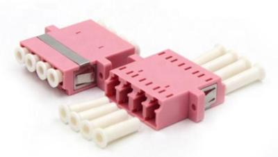China Adaptador de fibra óptica Om4 LC Upc a LC Upc Quad Adaptador con brida en venta