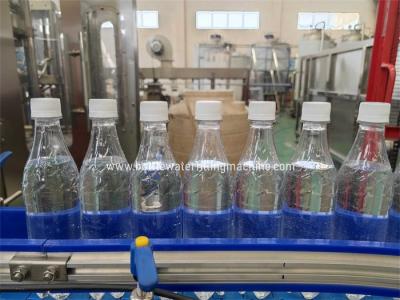 Cina 2500BPH ha carbonatato la capsulatrice del riempitore della soda della bevanda con il sistema di CIP in vendita