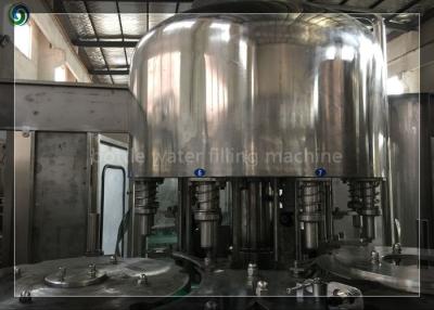 China Máquina de engarrafamento elétrica industrial da água para garrafa plástica/de vidro à venda