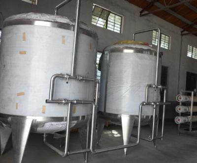 Cina Serbatoi di acqua puri industriali dell'acciaio inossidabile dell'attrezzatura di trattamento delle acque dell'alimento per la pianta della bevanda in vendita