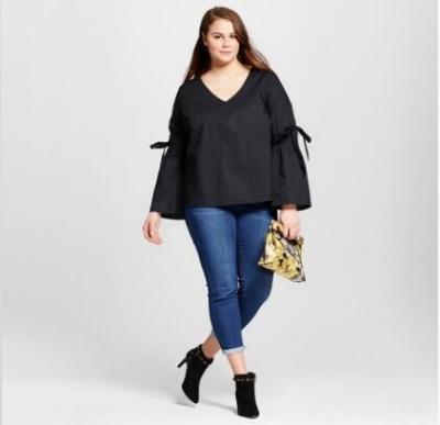 Cina La manica di Bell più la blusa dell'abbigliamento delle donne di dimensione completa per la primavera/autunno/estate in vendita