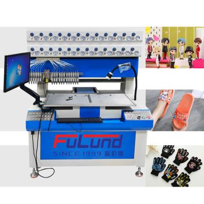 Cina Factory automatic pvc silicone drip mold patches machine for make shoe sole slipper phone case key chain glue dispenser in vendita