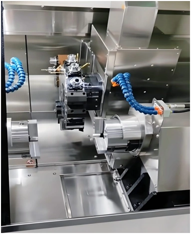 Double-spindle turning and milling compound machining center