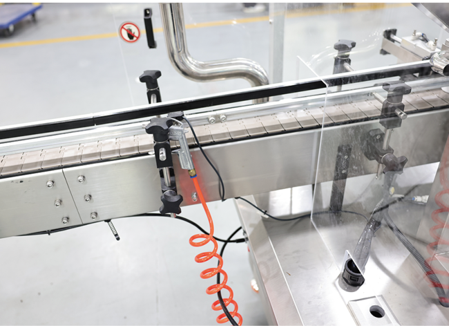 Automatic vertical packing machine maintenance access points