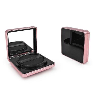 Cina Dewy Finish Empty Cushion Foundation Case With Snap Closure in vendita