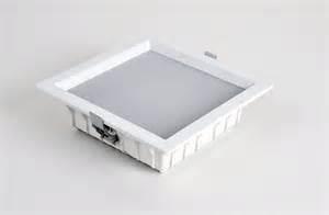 中国 防眩 6W 2.5 インチは LED Downlights 360Lm 100*100*H35MM を引込めました 販売のため