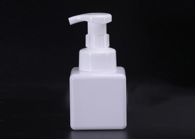 Cina 250ml spumano l'imballaggio del quadrato 48mm Dia Luxury For Facial Cleanser della bottiglia della pompa in vendita